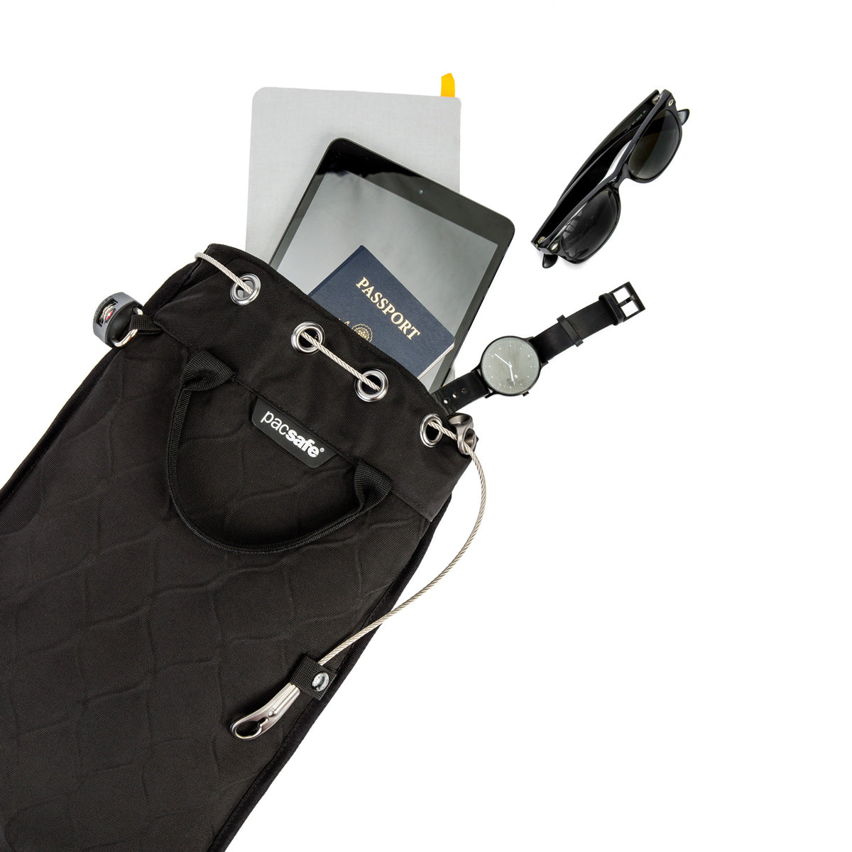 Travelsafe® Anti-Theft Portable Safe (Available in 3 sizes) | Pacsafe ...